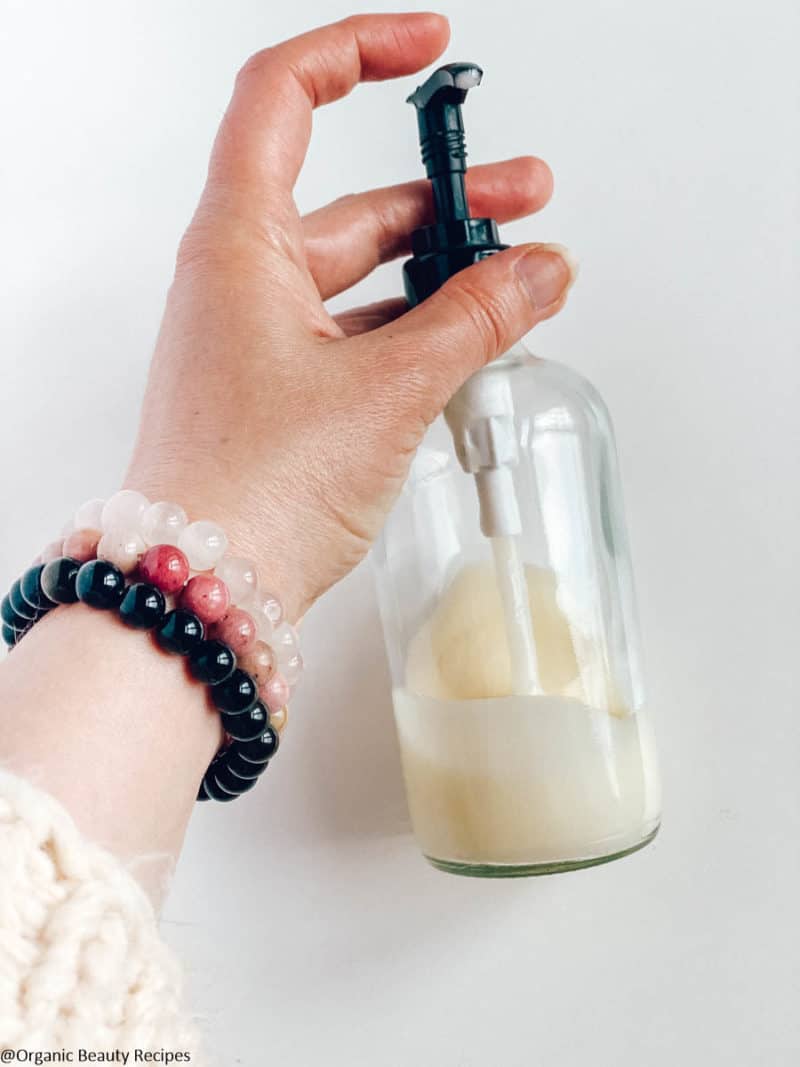 Homemade Hand Lotion with 4 ingredients - Organic Beauty Recipes
