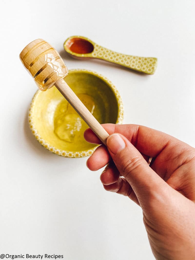 3 DIY Face Masks With Honey That Works! - Organic Beauty Recipes